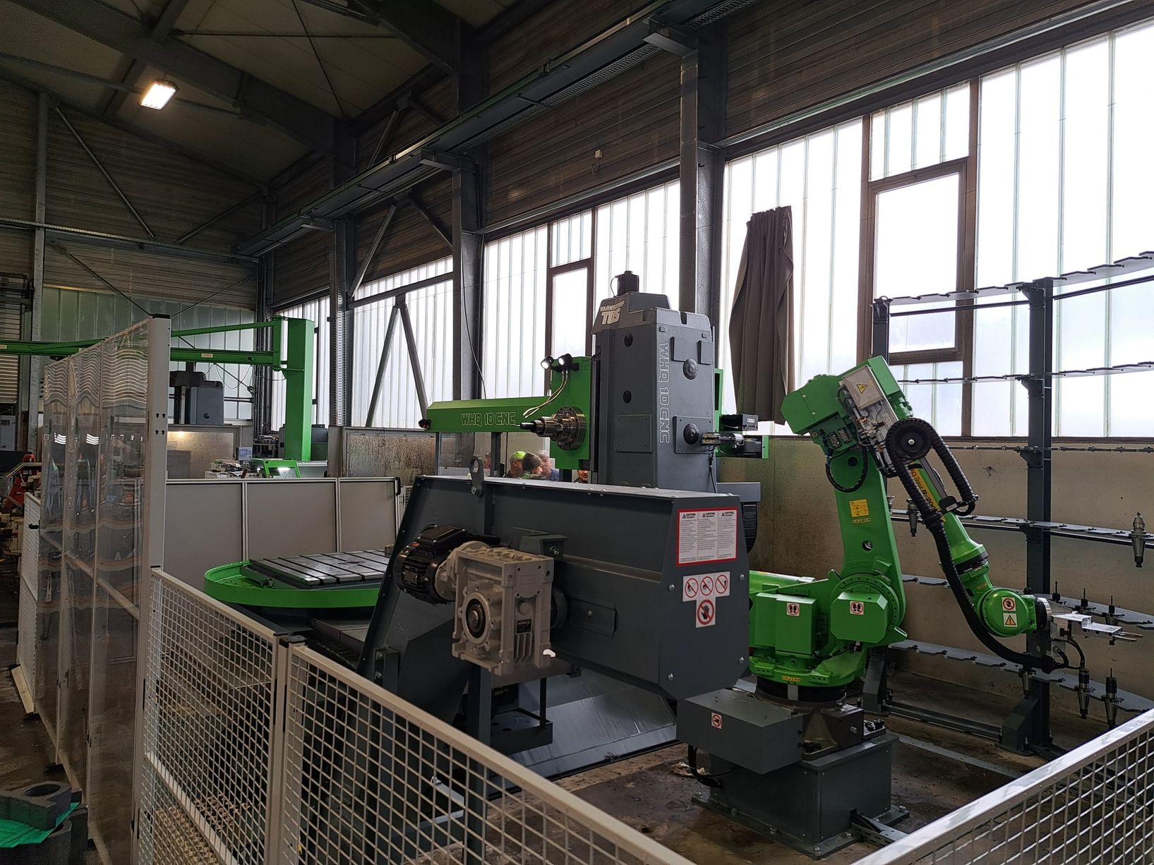 Acceptance of machine WH 10 + robot | TOS VARNSDORF a. s.